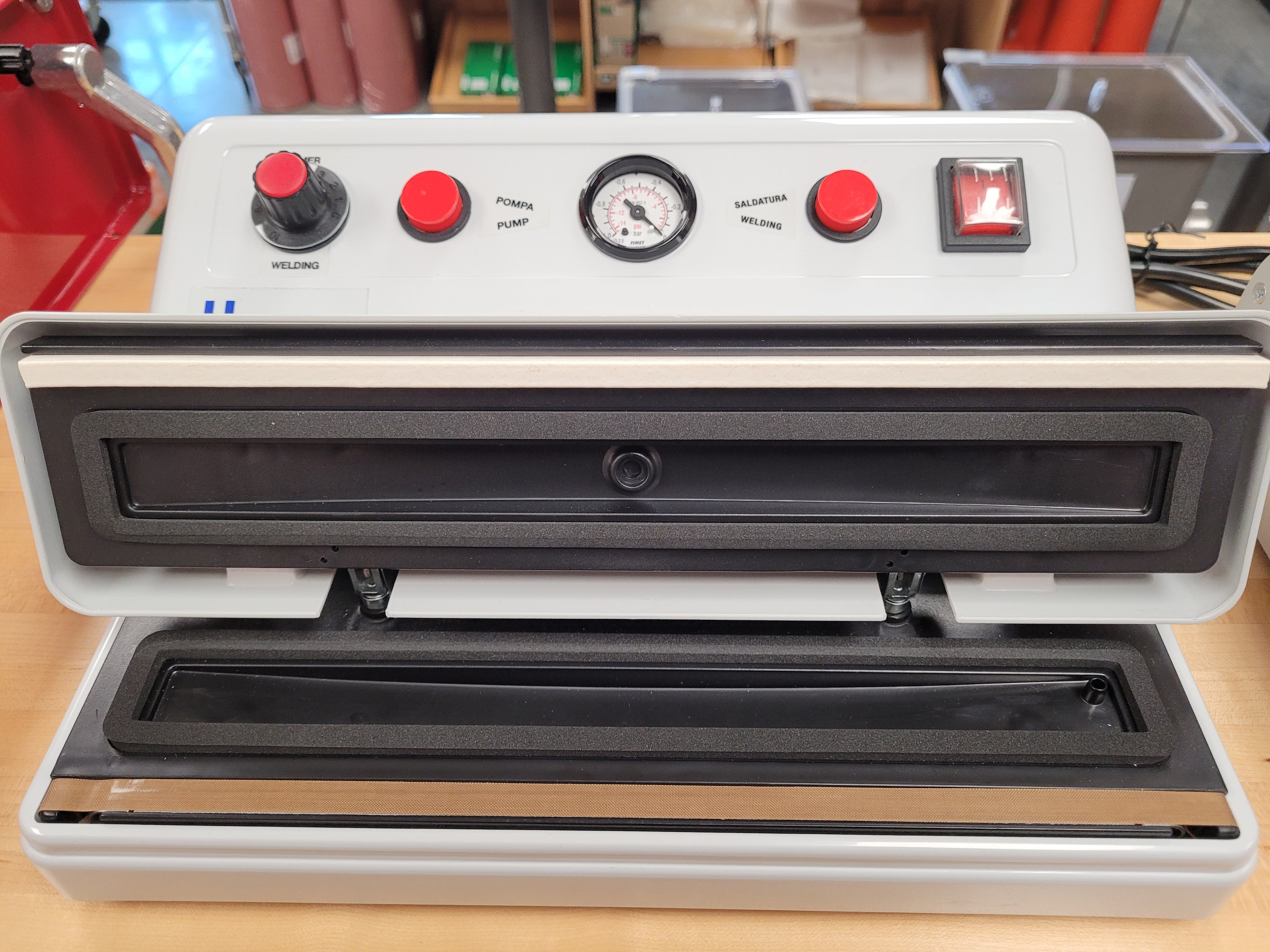MT500 Jolly Vac Vacuum Packaging Machine – Stuffers Supply Company